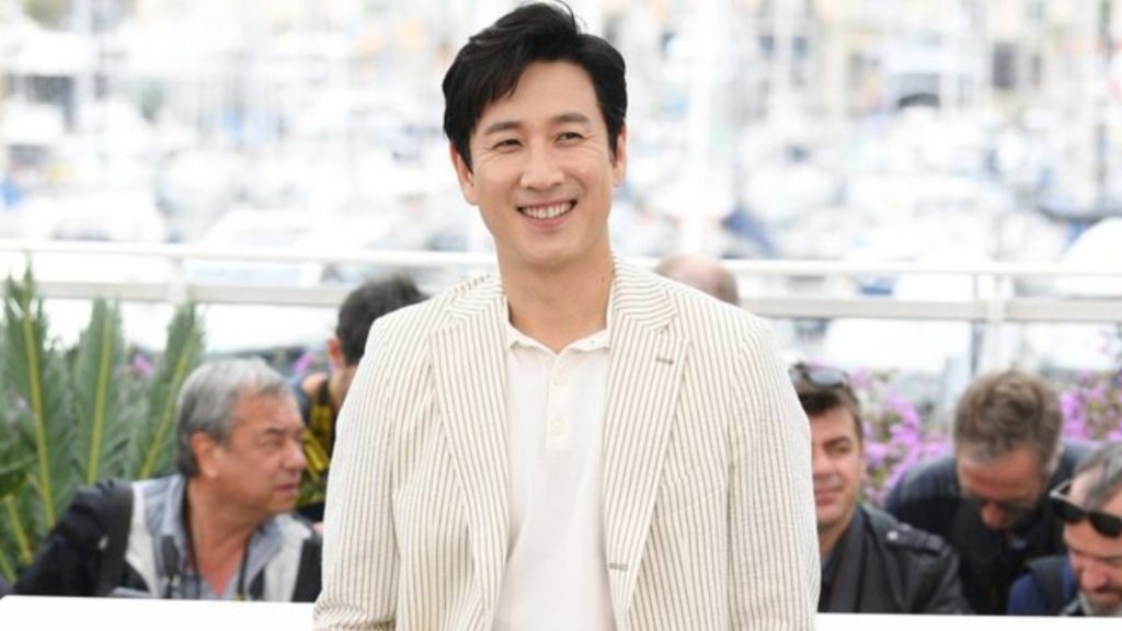 Oscar-Winning Star of "Parasite" Actor Lee Sun Gyun Passes Away - The Post