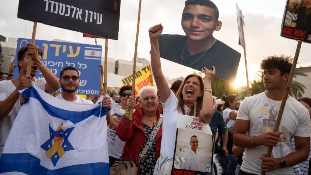 Hamas Signals Shift Toward Cease-Fire as Last Known American Hostage ...
