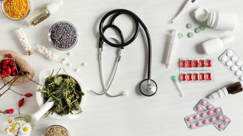 How Ayurveda and Modern Medicine Can Work Together